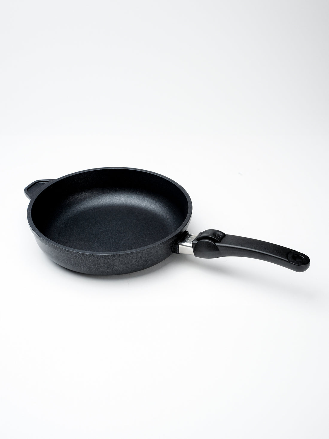 Discover high-quality cookware | SKK Guss